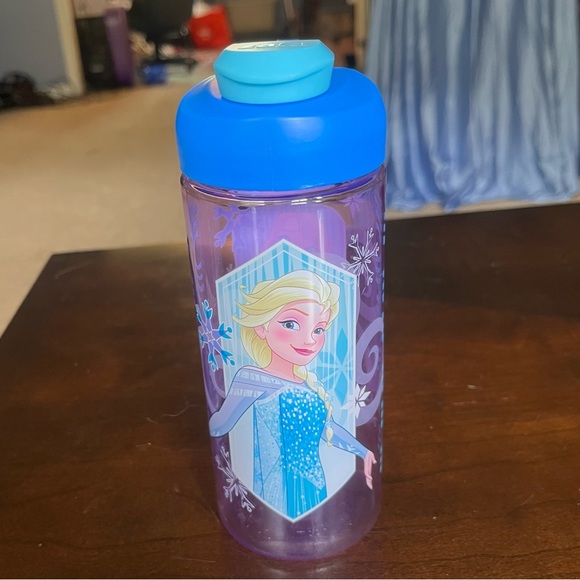 Zak | Dining | Zak Designs Disney Frozen Elsa Anna Water Bottle 6 Oz ...